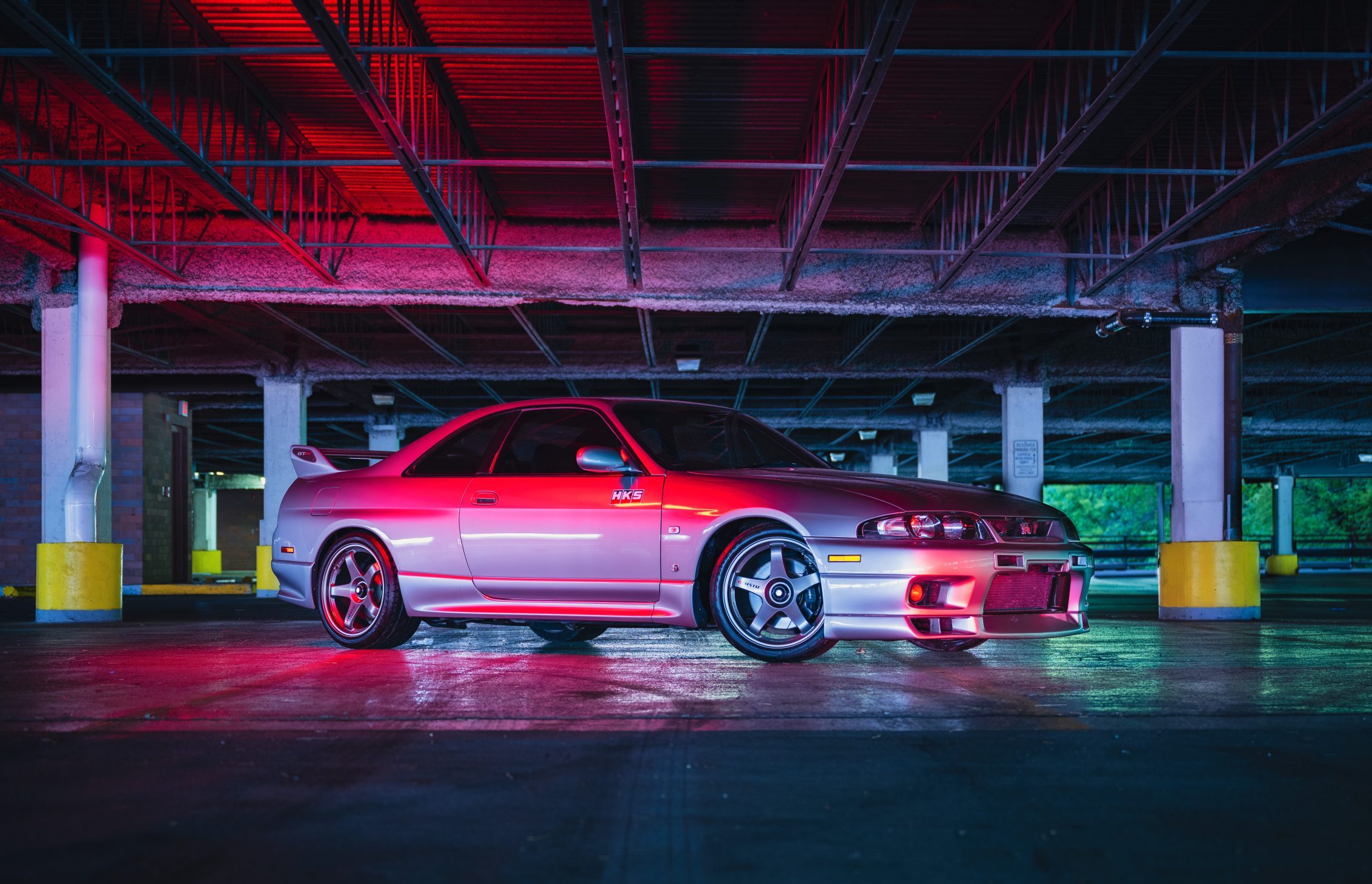 Almost Great: Nissan Skyline GT-R R33 - The Intercooler